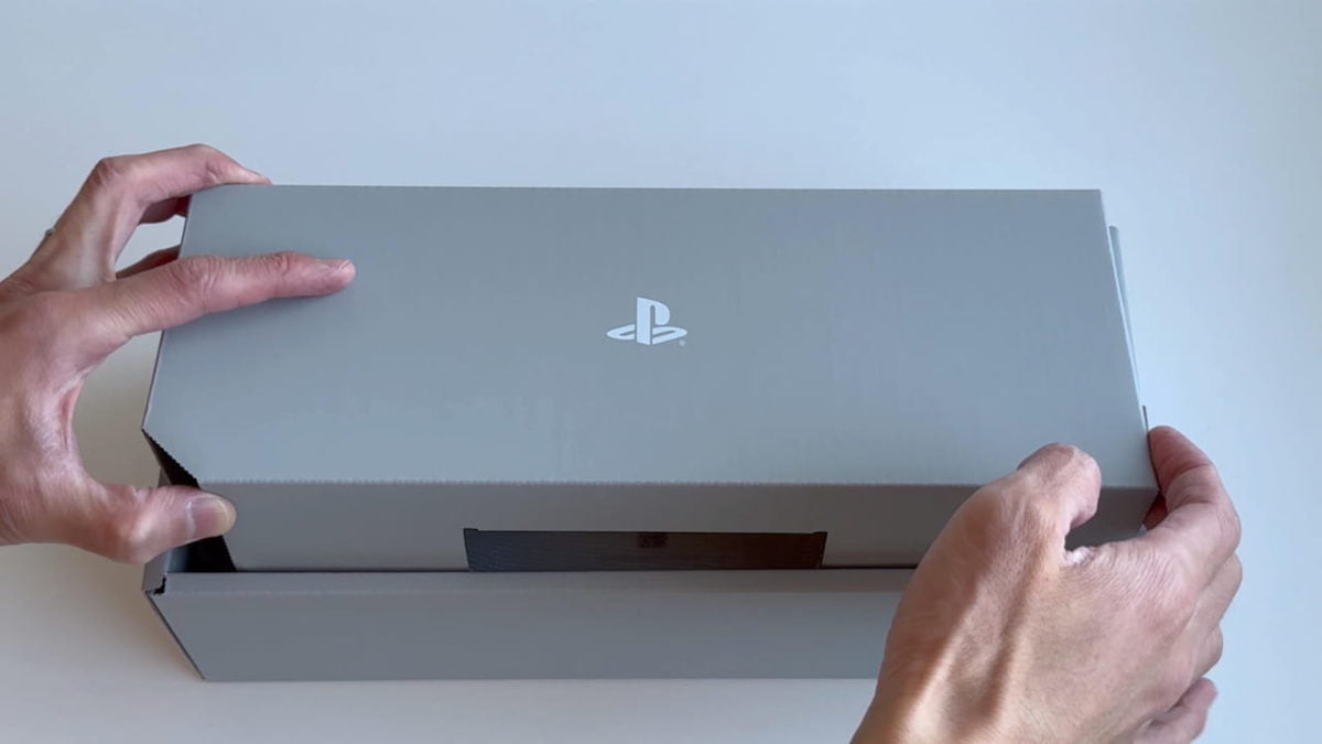 PS Portal開封！外観やボタン配置、持ちやすさレビュー